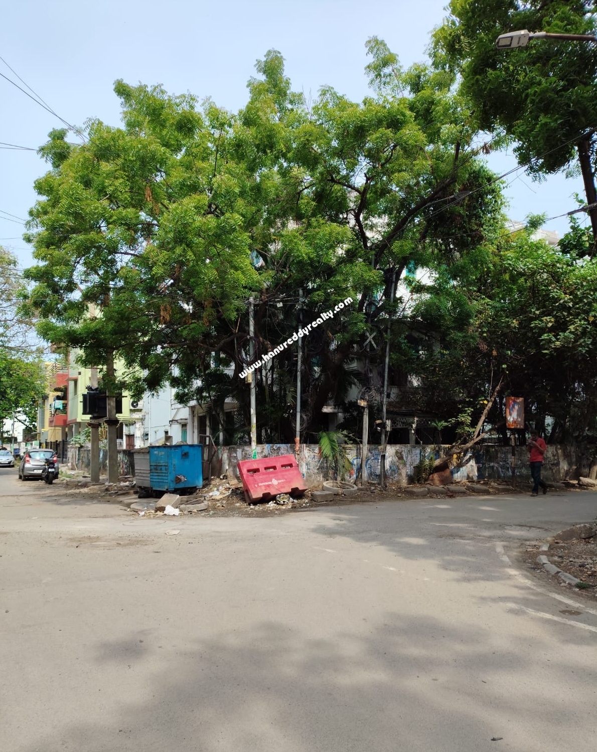 Land with House for sale at Royapettah, Chennai|Chennai | Hanu Reddy Realty