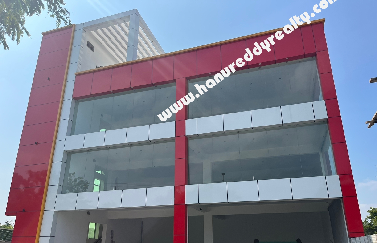 Standalone Commercial Building for Sale, On-Road ECR|Chennai | Hanu ...