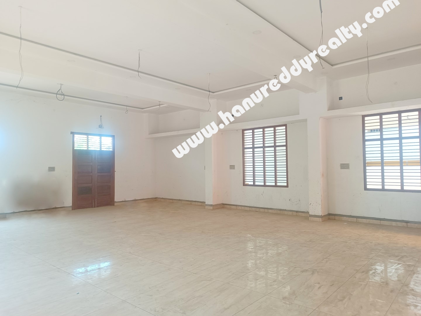 Standalone High Ceiling Commercial Building for rent on Main Road ...