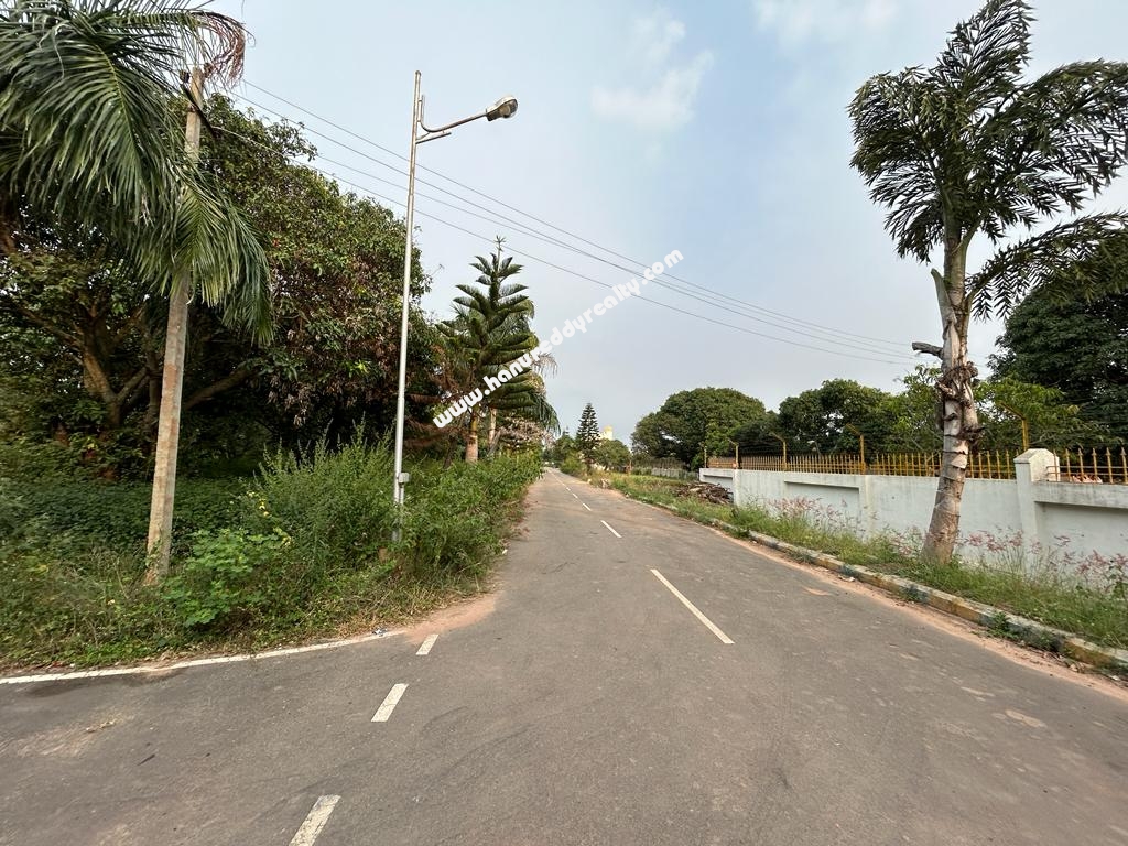 4000 Sqft Residential Land for sale in Devanahalli Main Road, Bangalore ...